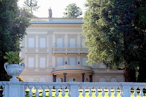 Villa Campari, sul Lago Maggiore la residenza da sogno dell'ex ...