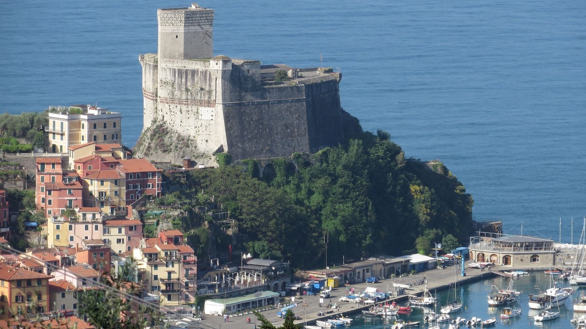 Cosa vedere a Lerici e dintorni: itinerario di 1 o 3 giorni — idealista ...
