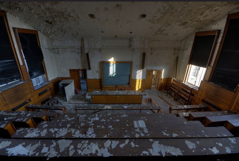 La bellezza dell’abbandono: le meravigliose immagini di un’università ...