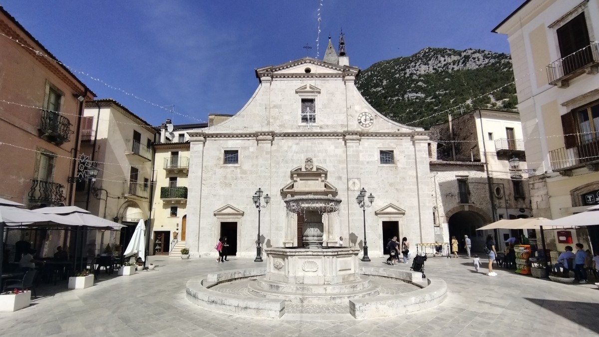 Cosa vedere a Pacentro: centro, passeggiate, dintorni — idealista/news