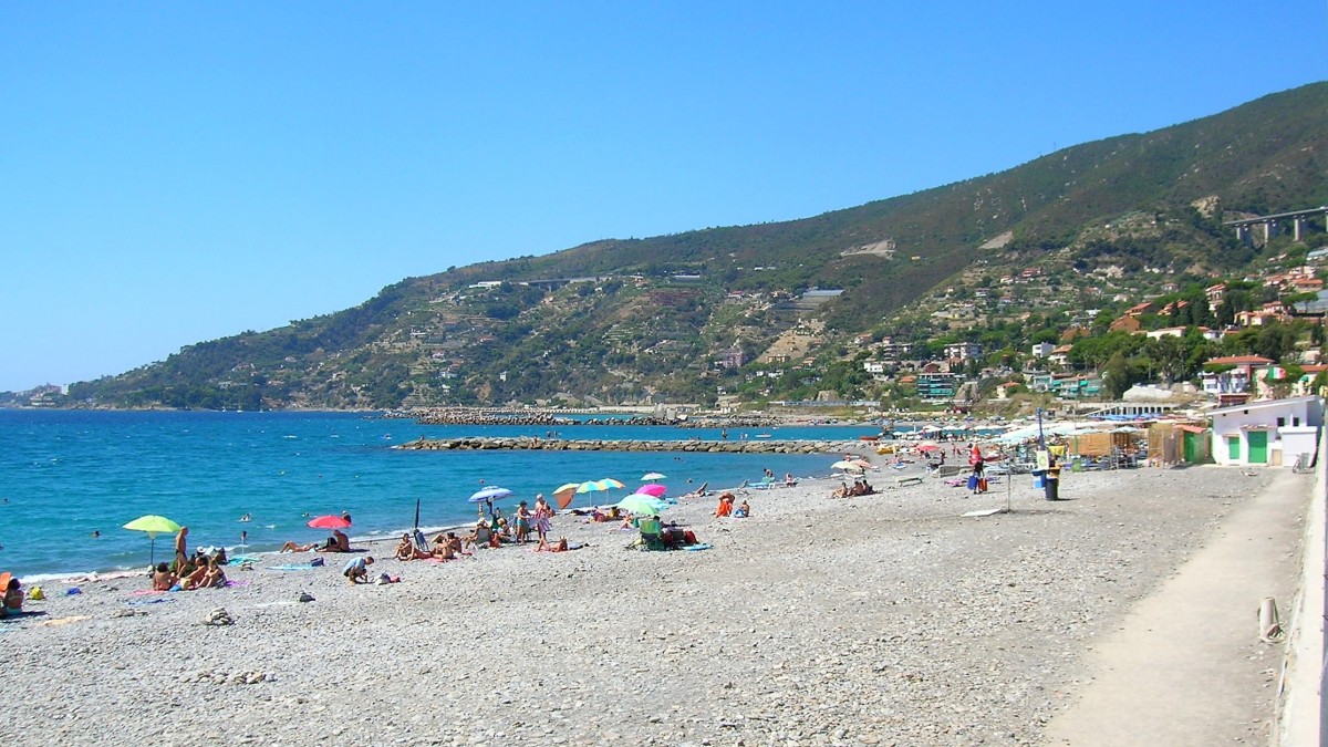 Le 5 migliori spiagge di Sanremo e dintorni: ecco quali sono ...