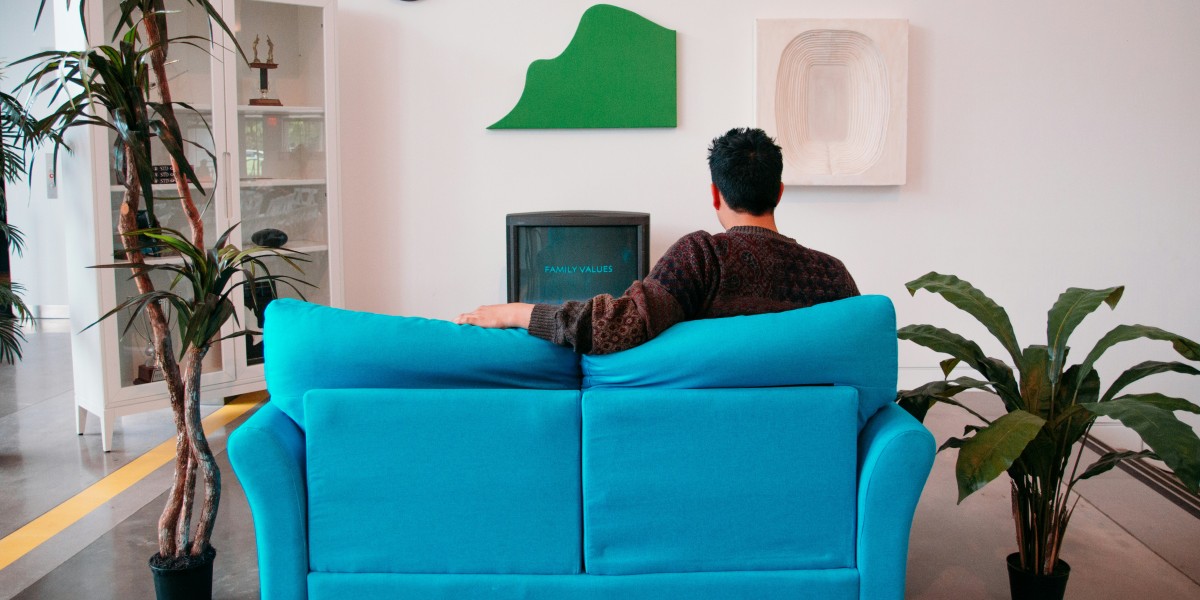 Come scegliere un divano piccolo e comodo — idealista/news