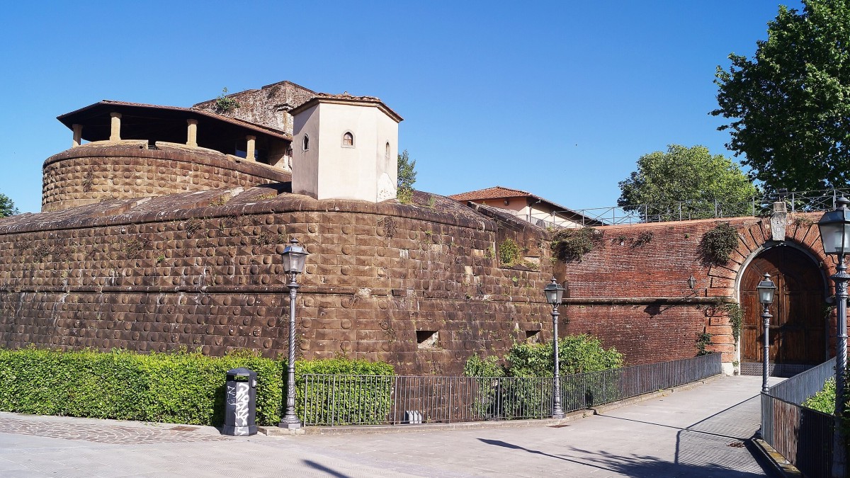 Fortezza da Basso: cosa vedere, fiere e perché si chiama così ...