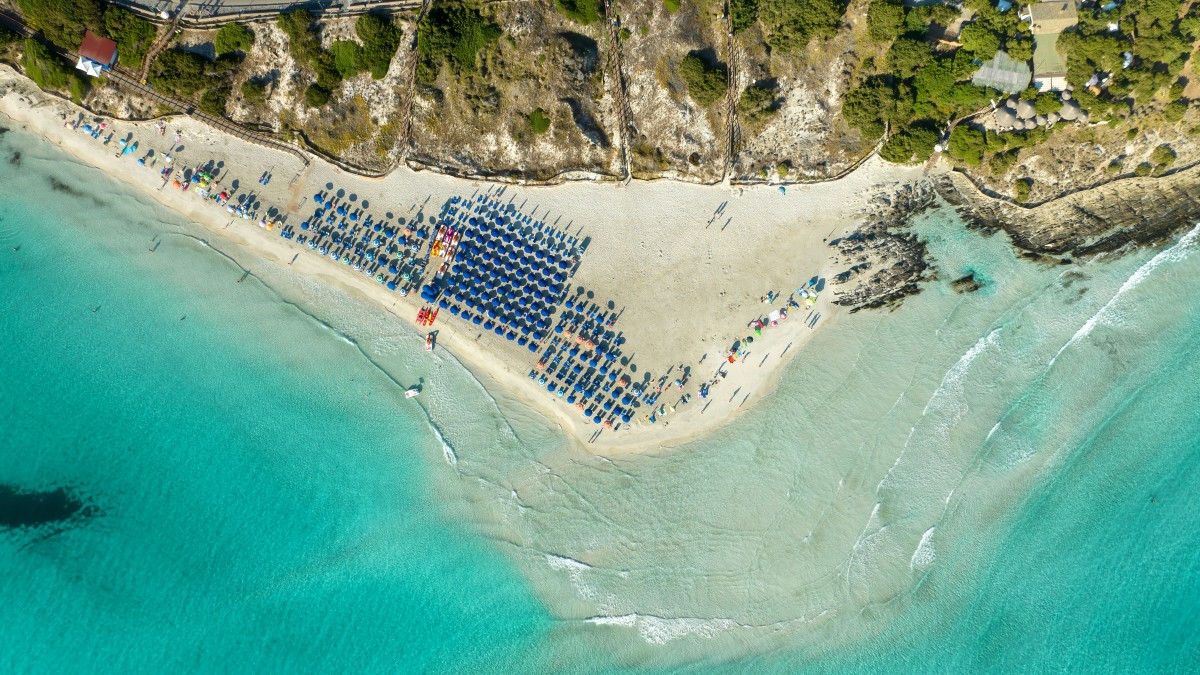 Le migliori spiagge del mondo 2026, due sono in Italia — idealista/news
