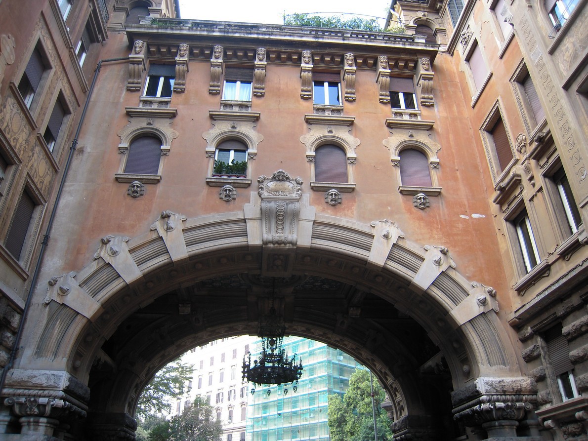 Il quartiere Coppedè a Roma: tra simboli, fascino e curiosità ...