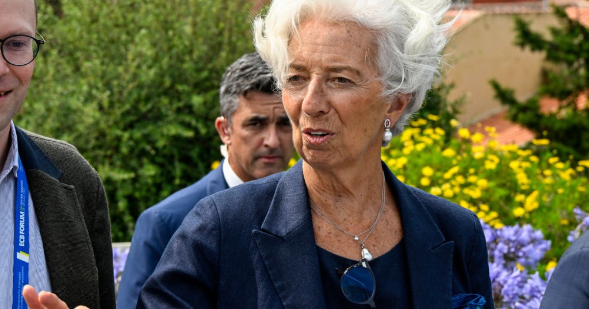 Bce, Lagarde: tassi su livelli restrittivi tutto il tempo necessario ...