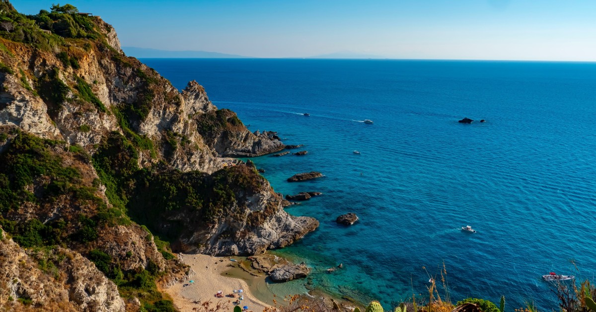 Cosa vedere sulla Costa degli Dei: spiagge e borghi — idealista/news