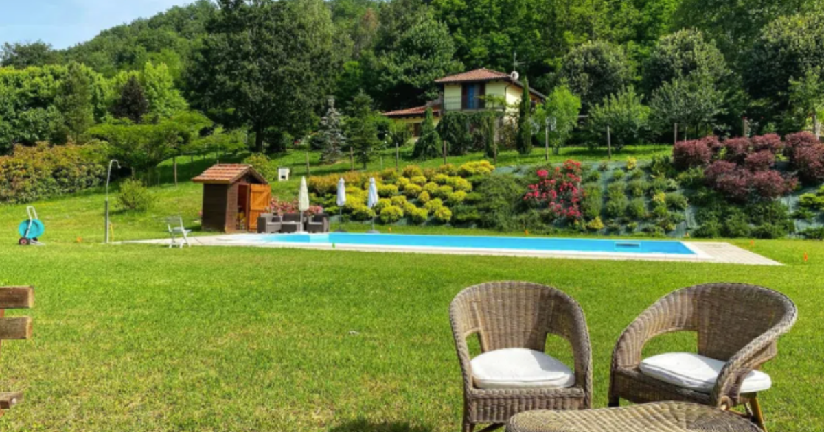 Le migliori case a piano terra con giardino e piscina da 40.000 euro ...
