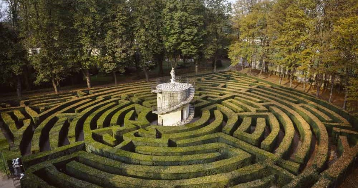 Discover the most difficult maze in the world located near Venice ...