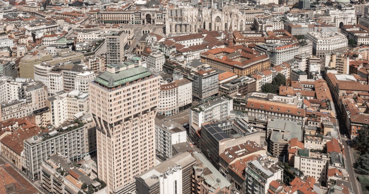 Torre Velasca, completato il restyling dell'edificio e della piazza ...