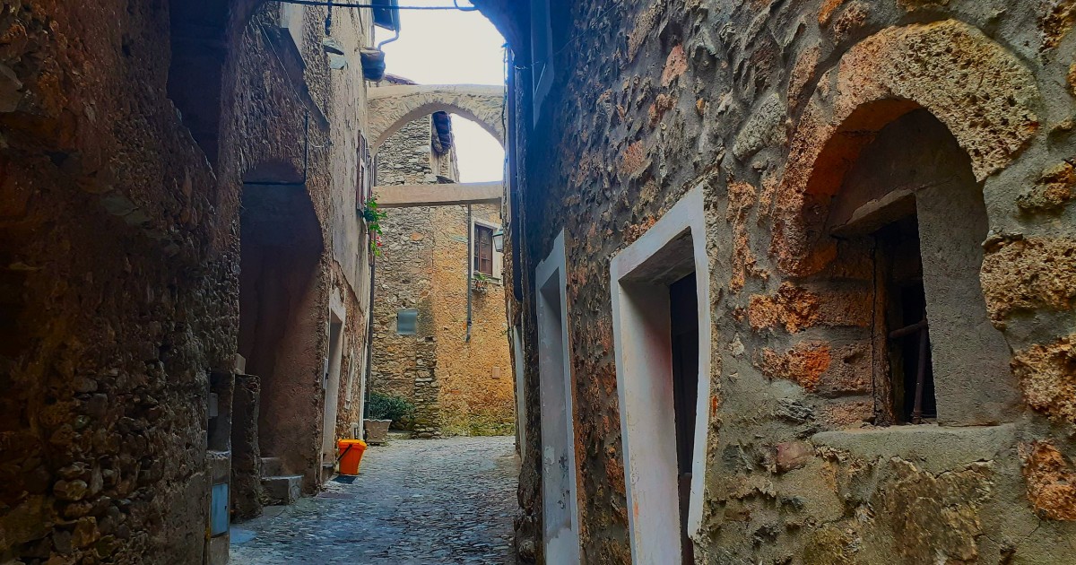 Ecco cosa sono gli archi di sbatacchio e dove si trovano in Italia ...