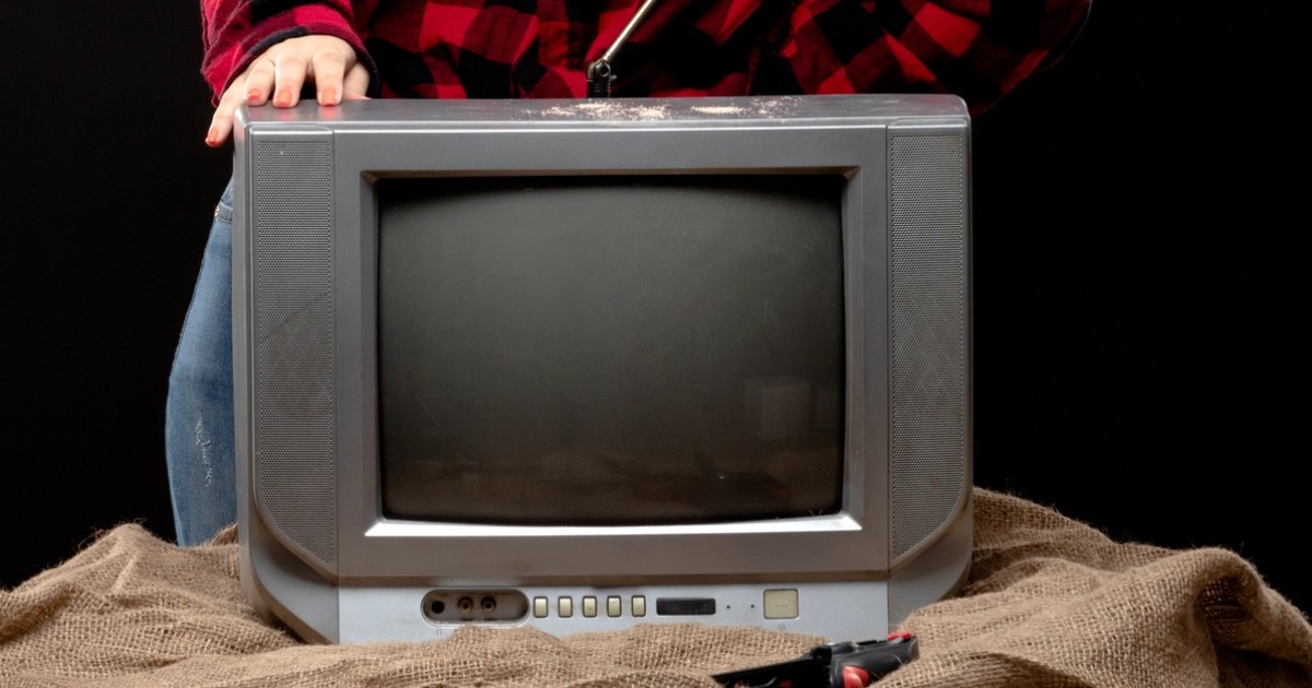 Televisore rotto o vecchio? Ecco come smaltire una TV nel modo giusto ...